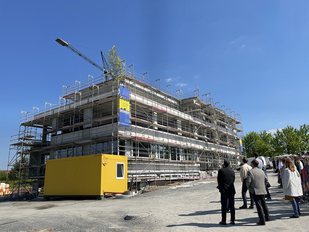 Richtfest für den Neubau der REVISA GmbH & Co. KG Steuergesellschaft in ... Richtfest für den Neubau der REVISA GmbH & Co. KG Steuergesellschaft in ...
